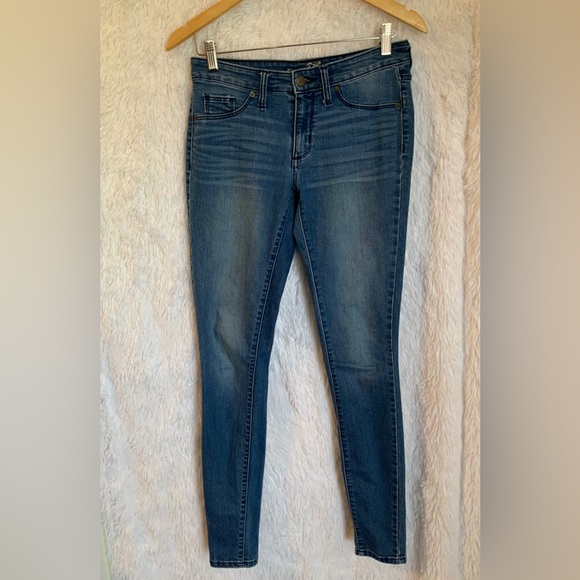 Universal Thread | Jeans | Universal Thread Skinny Jeans | Poshmark